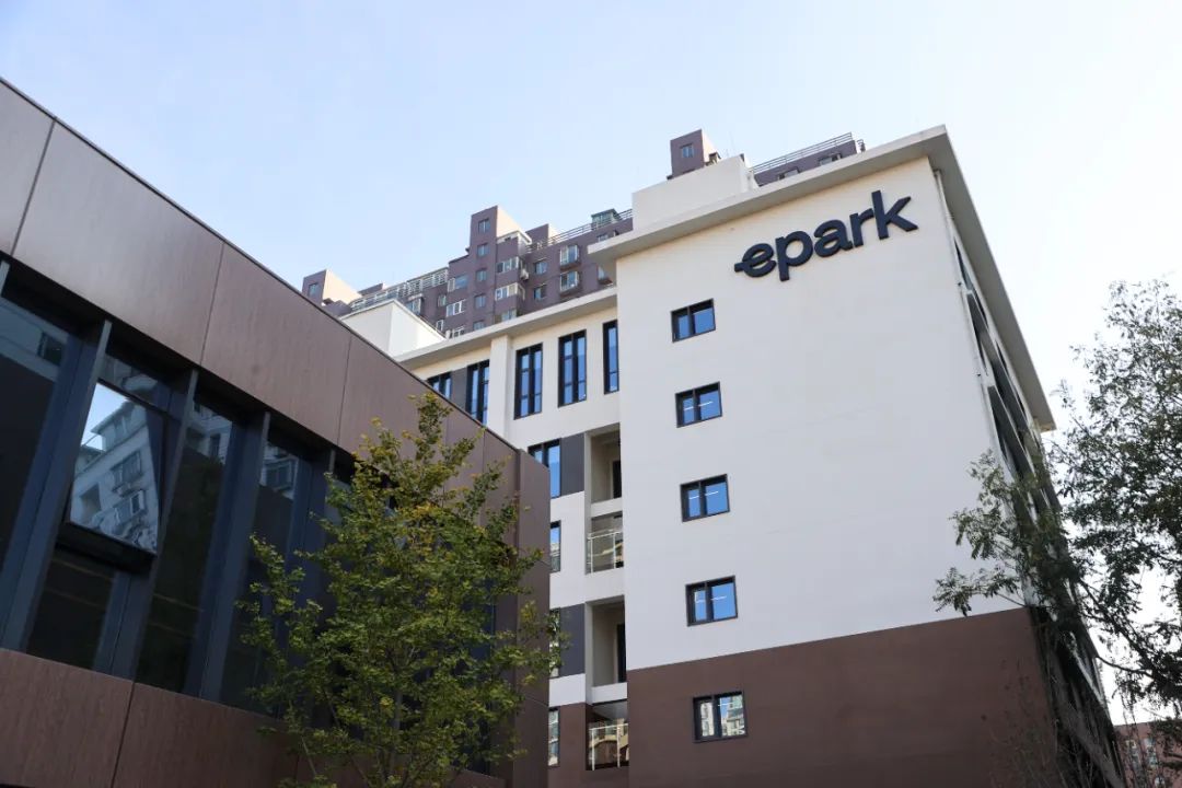 小东探首店｜循着乐声，来epark畅享“国货之光”的艺术生活_京报网