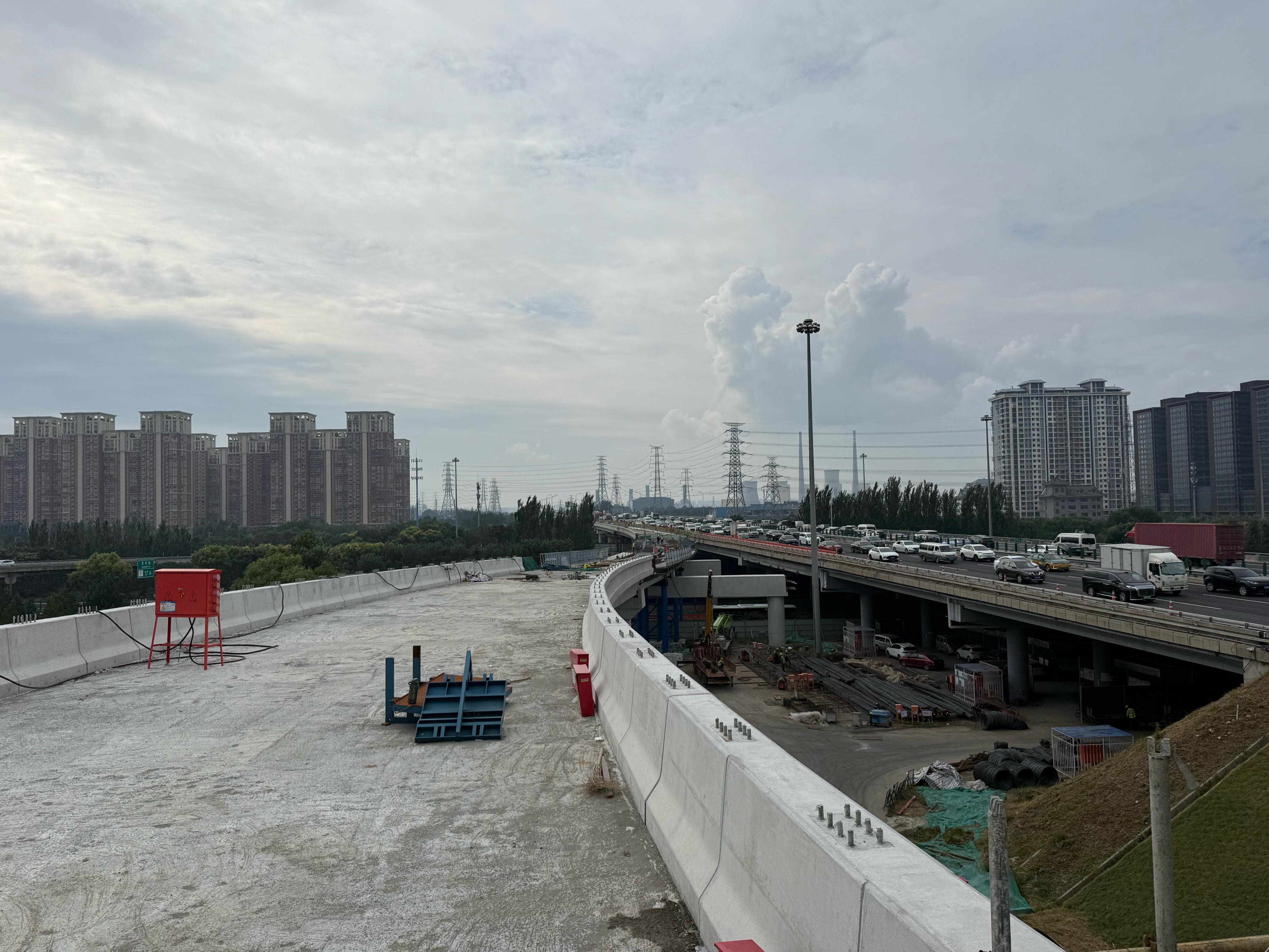 远通桥新建匝道全线合龙，东南五环去国贸长安街将更方便_京报网